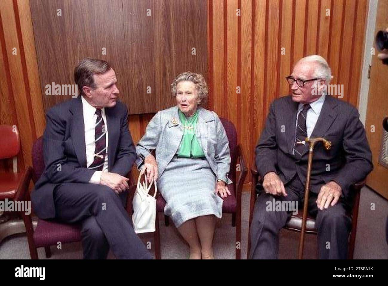 Dorothy walker hi-res stock photography and images - Alamy