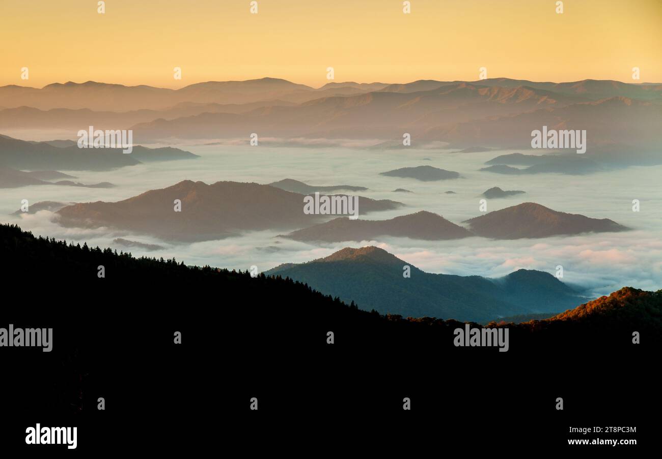 Sunrise at a Scenic Overlook in the Great Smoky Mountains National Park ...