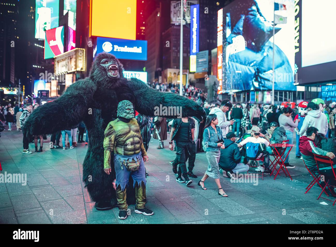 Gorilla costume in Time Square Stock Photo - Alamy