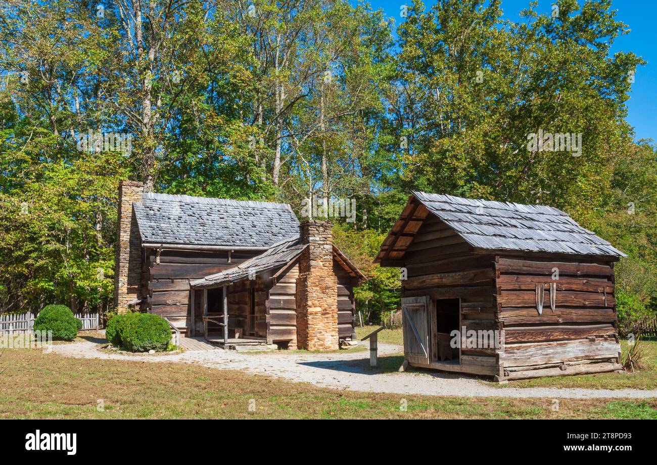 Mountain Farm Museum and Mingus Mill at Great Smoky Mountains National ...
