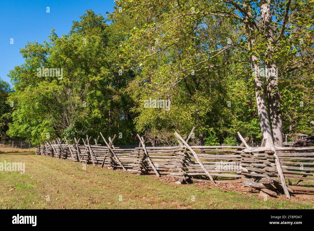 Mountain Farm Museum and Mingus Mill at Great Smoky Mountains National ...