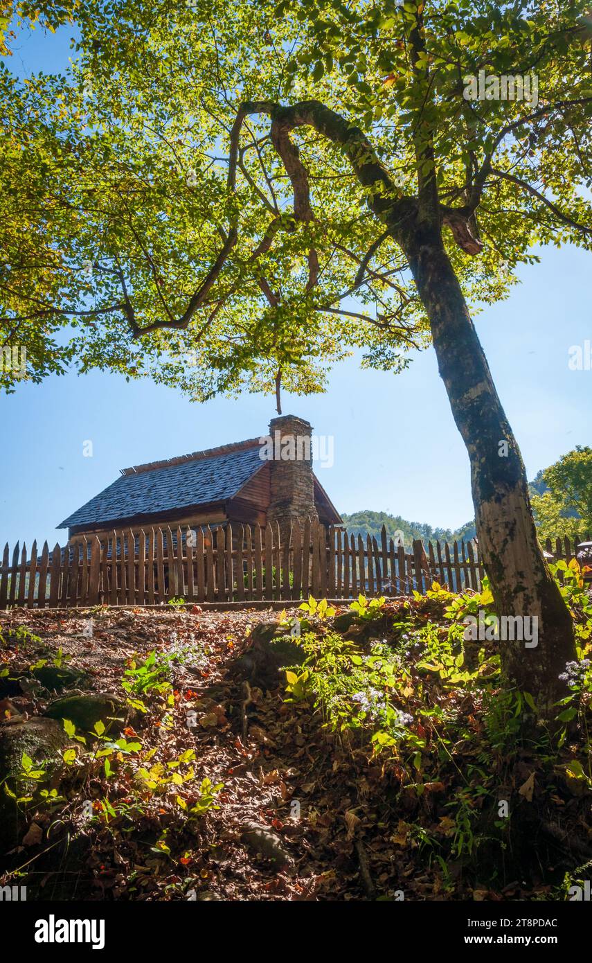 Mountain Farm Museum and Mingus Mill at Great Smoky Mountains National ...