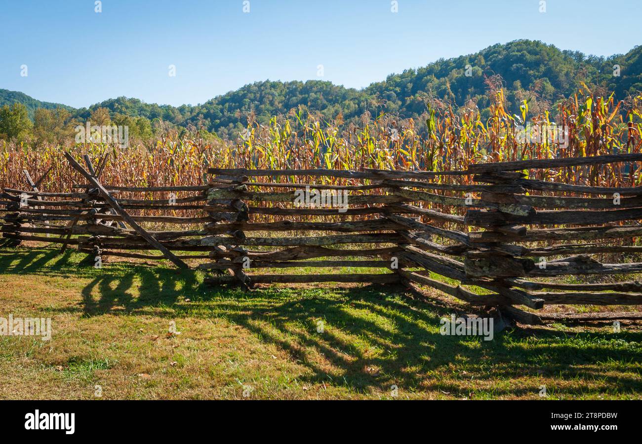Mountain Farm Museum and Mingus Mill at Great Smoky Mountains National ...