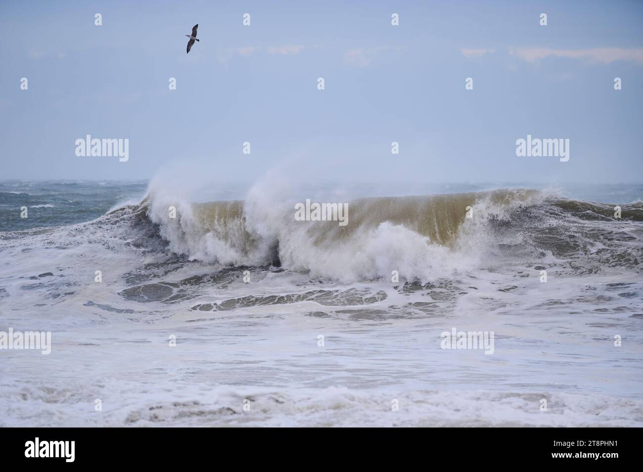 Raging huge waves during an incredibly powerful storm in the Black Sea ...