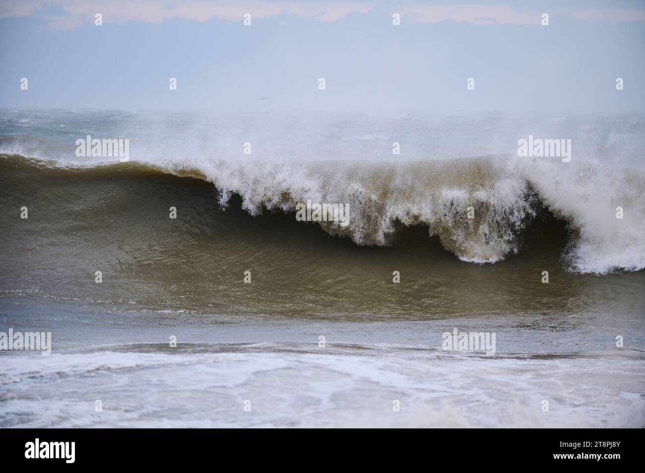 Raging huge waves during an incredibly powerful storm in the Black Sea ...