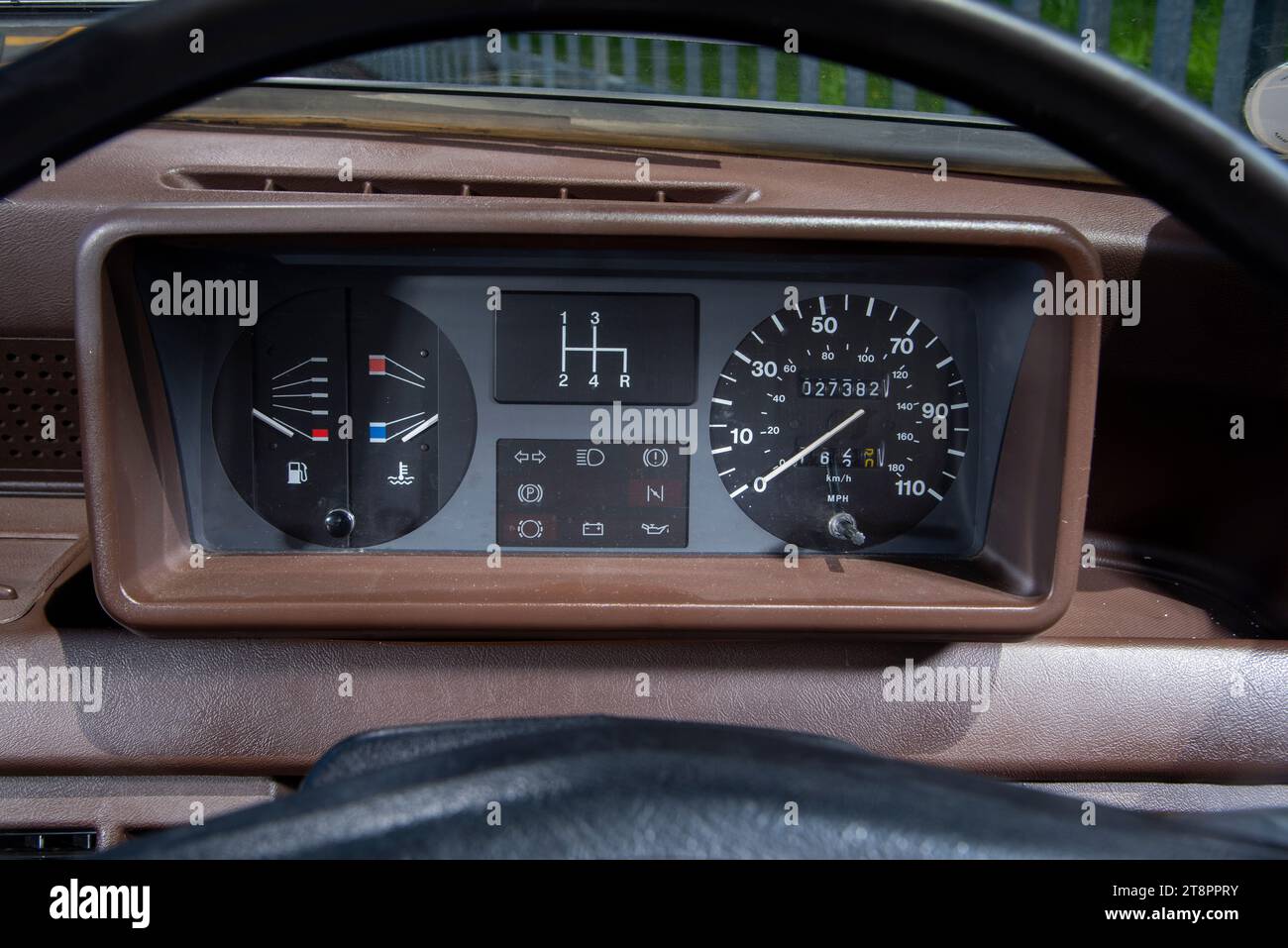 1983 Austin Metro City - beige base model, so basic it has blanking ...