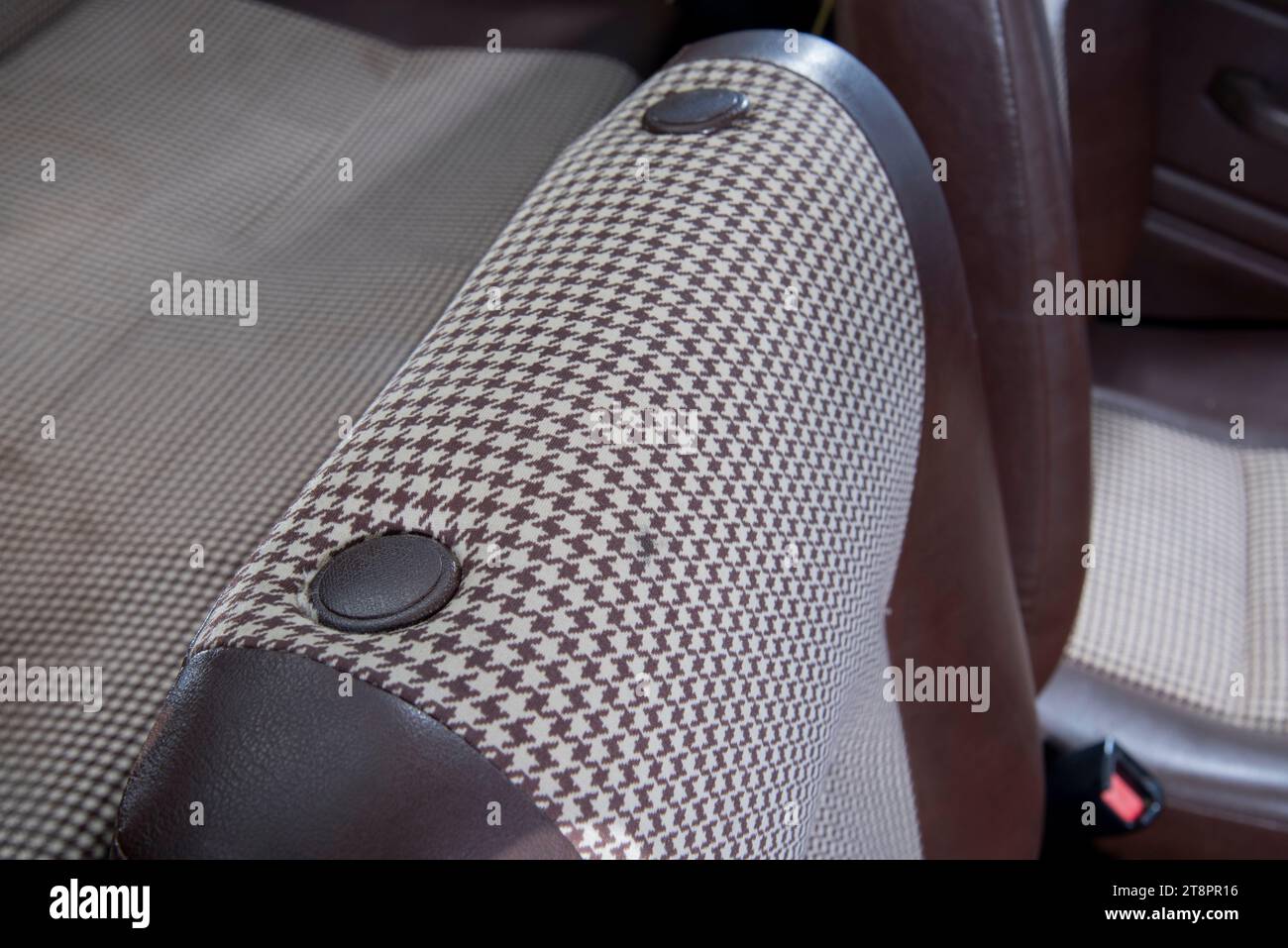 1983 Austin Metro City - beige base model, so basic it has blanking ...