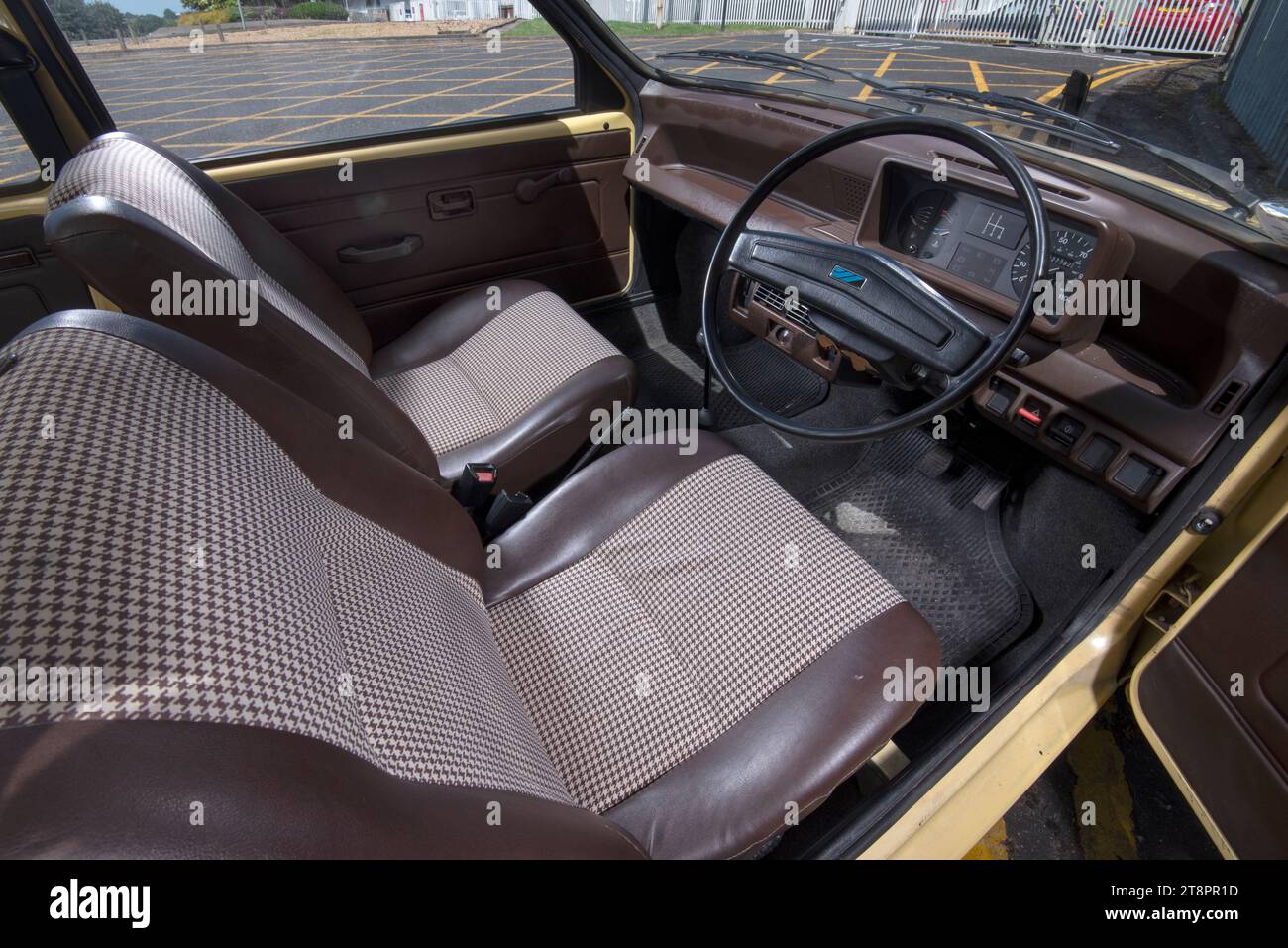 1980s mini metro hi-res stock photography and images - Alamy