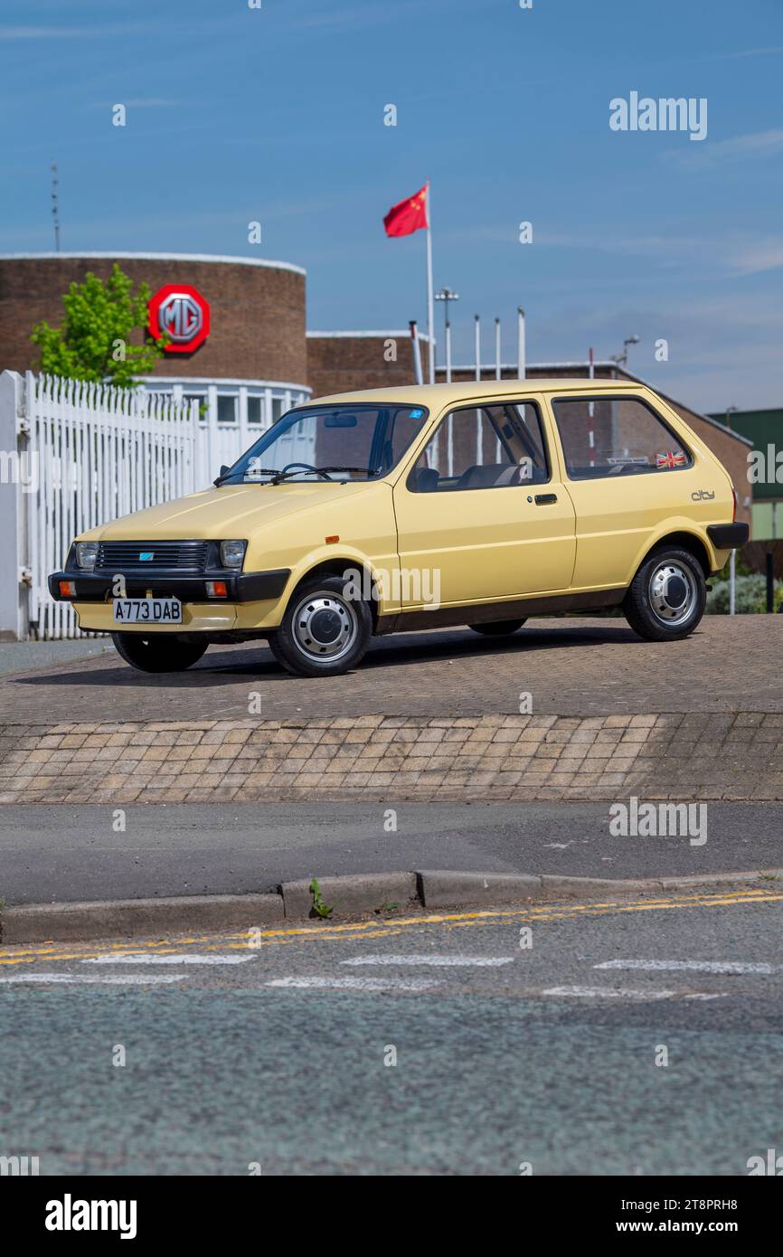Rover mini metro hi-res stock photography and images - Alamy