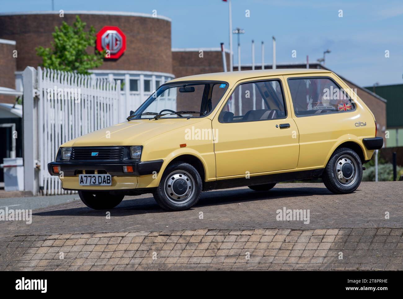 Back 2 basics hi-res stock photography and images - Alamy