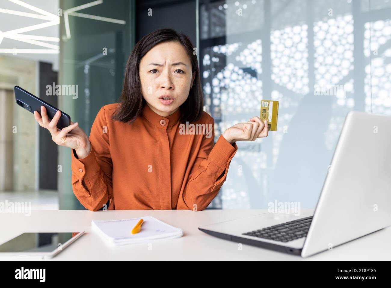 Portrait of unsatisfied disappointed woman at workplace, business woman ...