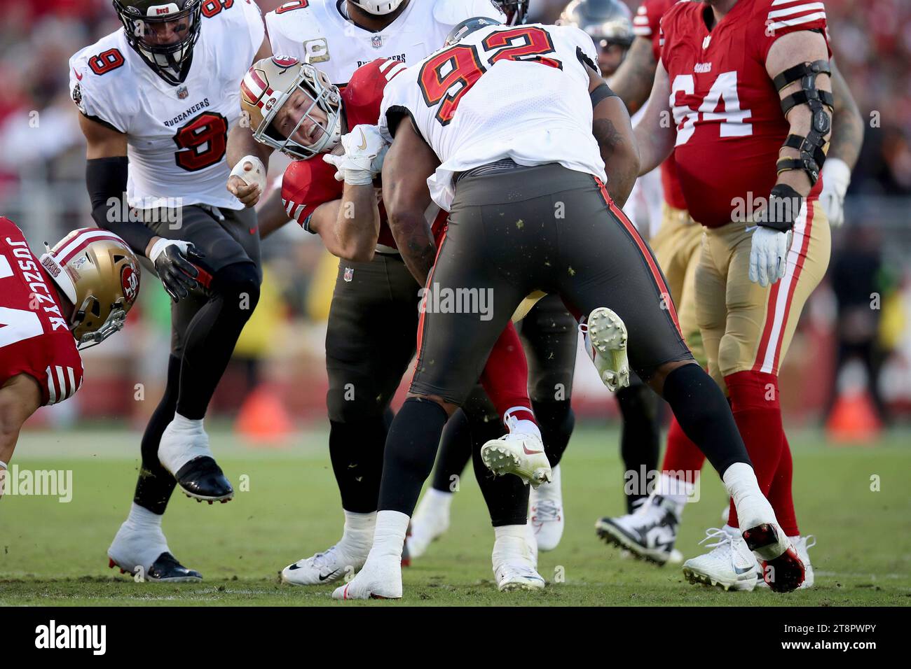 Tampa Bay Buccaneers defensive end William Gholston (92) tackles San ...