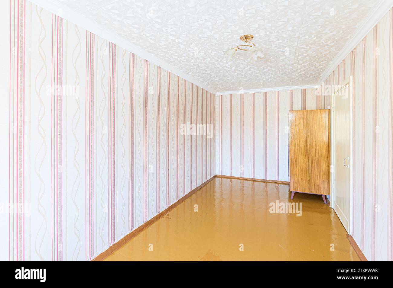 interior apartment empty room renovated Stock Photo - Alamy