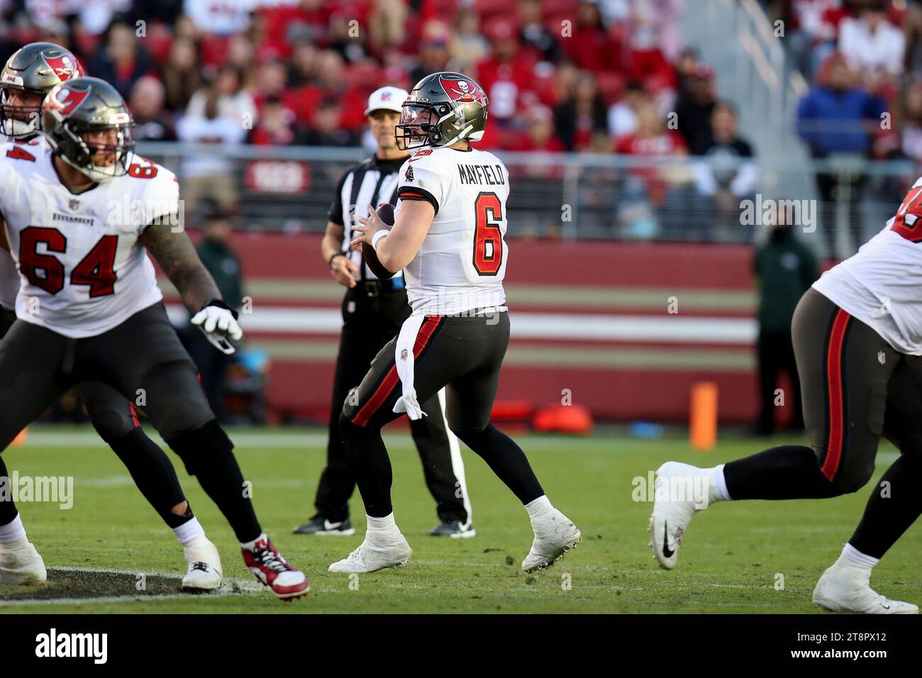 Tampa Bay Buccaneers quarterback Baker Mayfield (6) throws during an ...