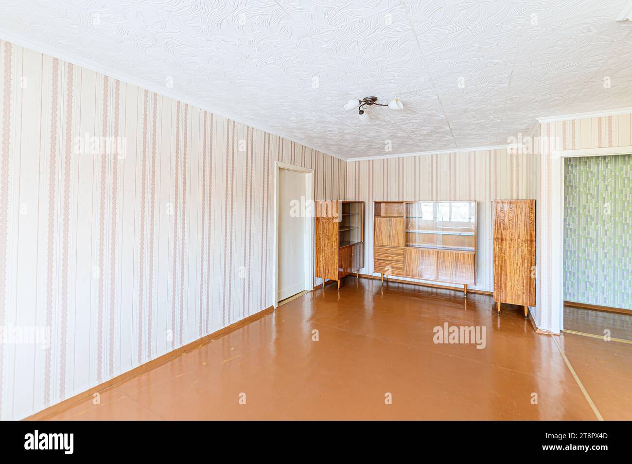 interior apartment empty room renovated Stock Photo - Alamy