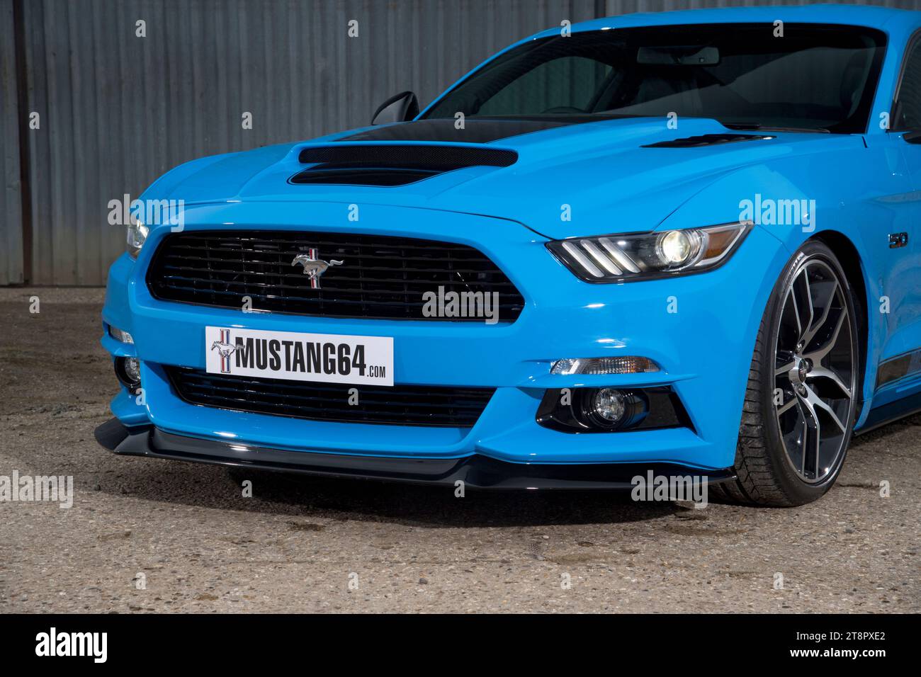 Ford Mustang S550 Mach 1 5.0 sports car Stock Photo - Alamy