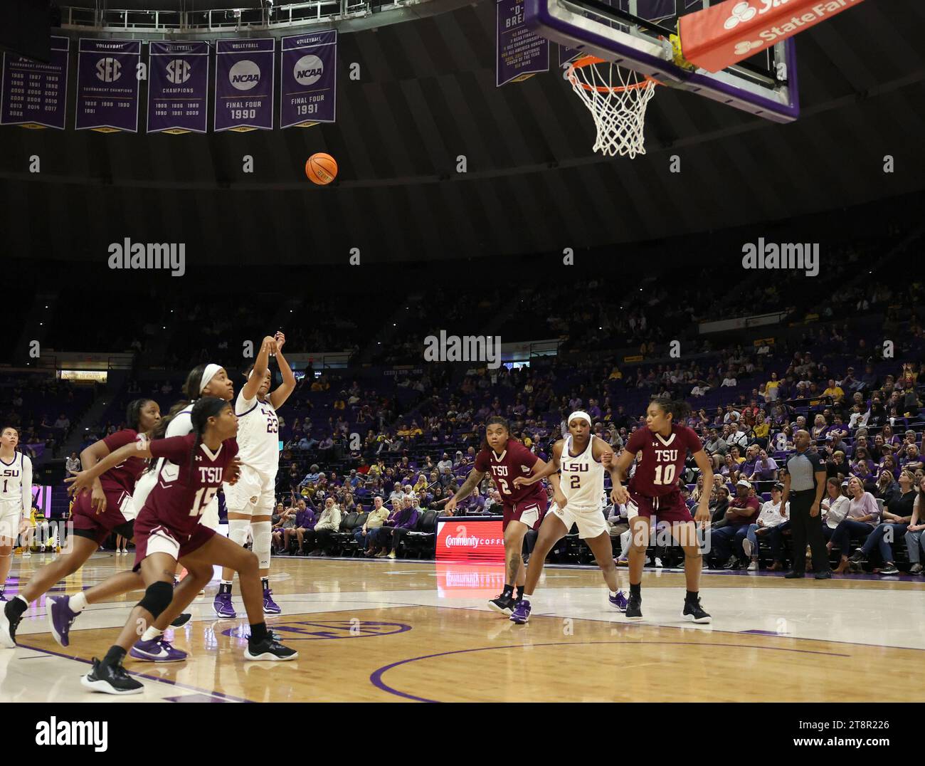 Baton Rouge, USA. 20th Nov, 2023. LSU Lady Tigers center Aalyah Del ...