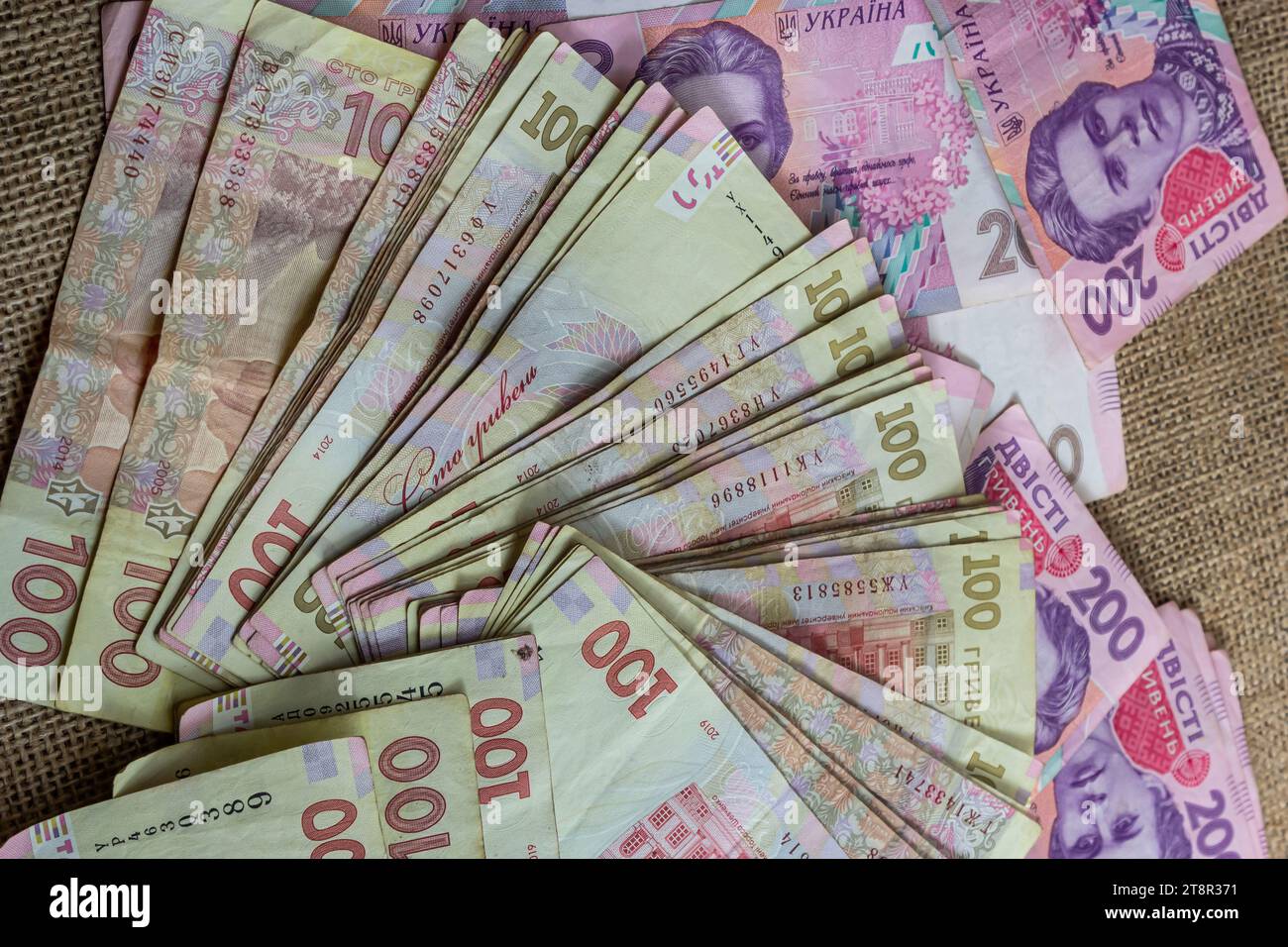 Ukrainian 500 banknotes in hi-res stock photography and images - Alamy