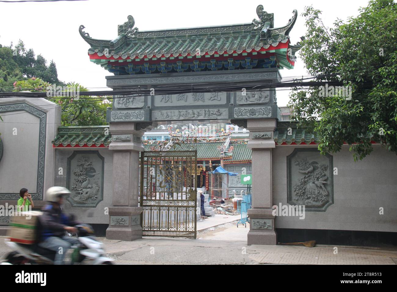 Nghia An Hoi Quan Pagoda, Cholon, Ho Chi Minh City/Saigon, Vietnam ...
