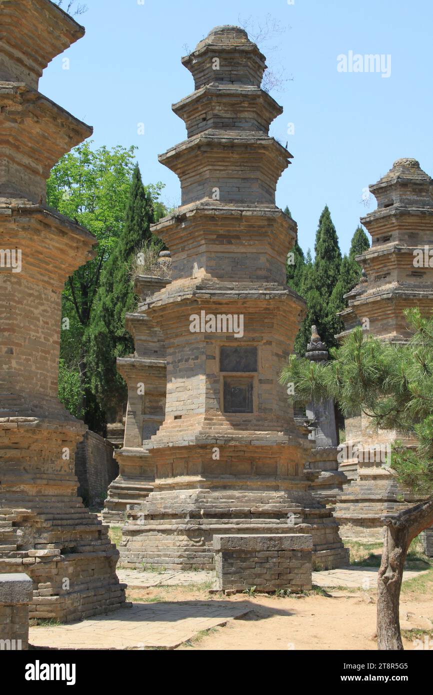 Chan master songting pagoda hi-res stock photography and images - Alamy