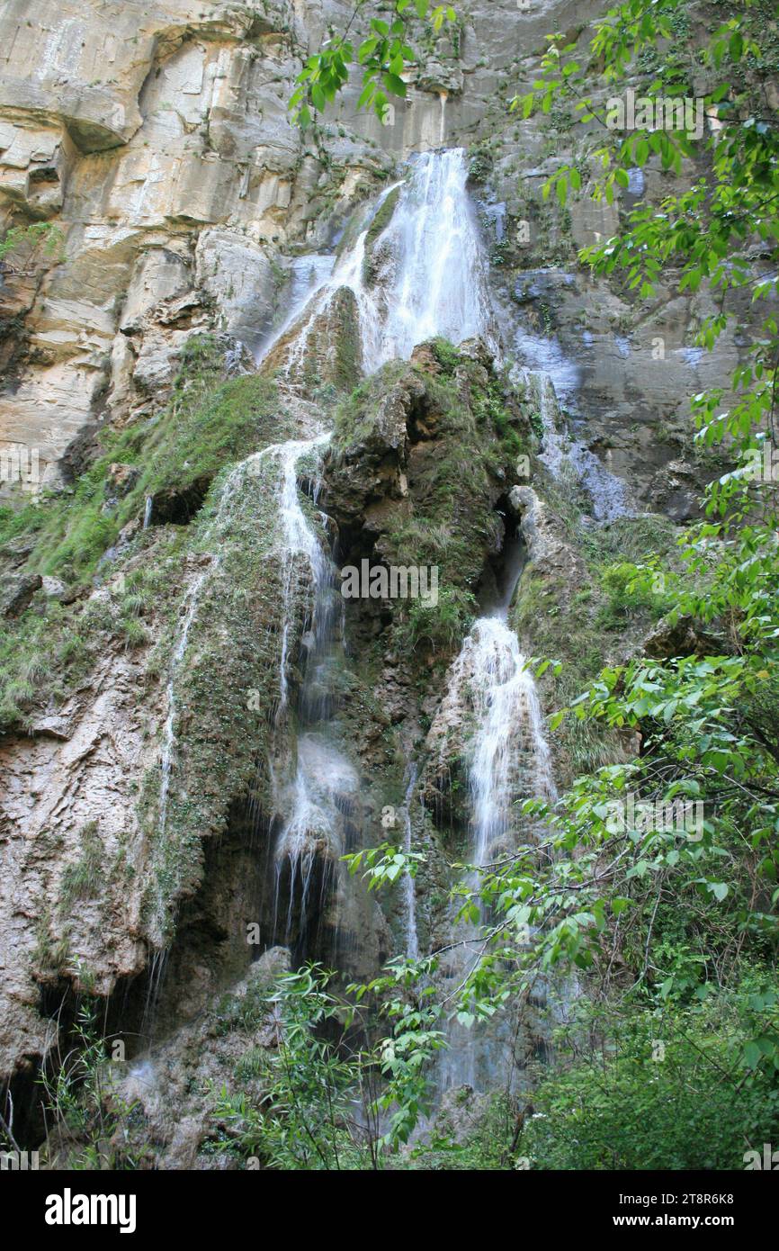 Yuntai Shan, Highest waterfall in Asia; national geopark, Henan ...