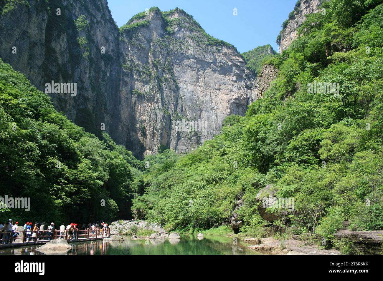 2009 Yuntai Shan, Highest waterfall in Asia; national geopark, Henan ...