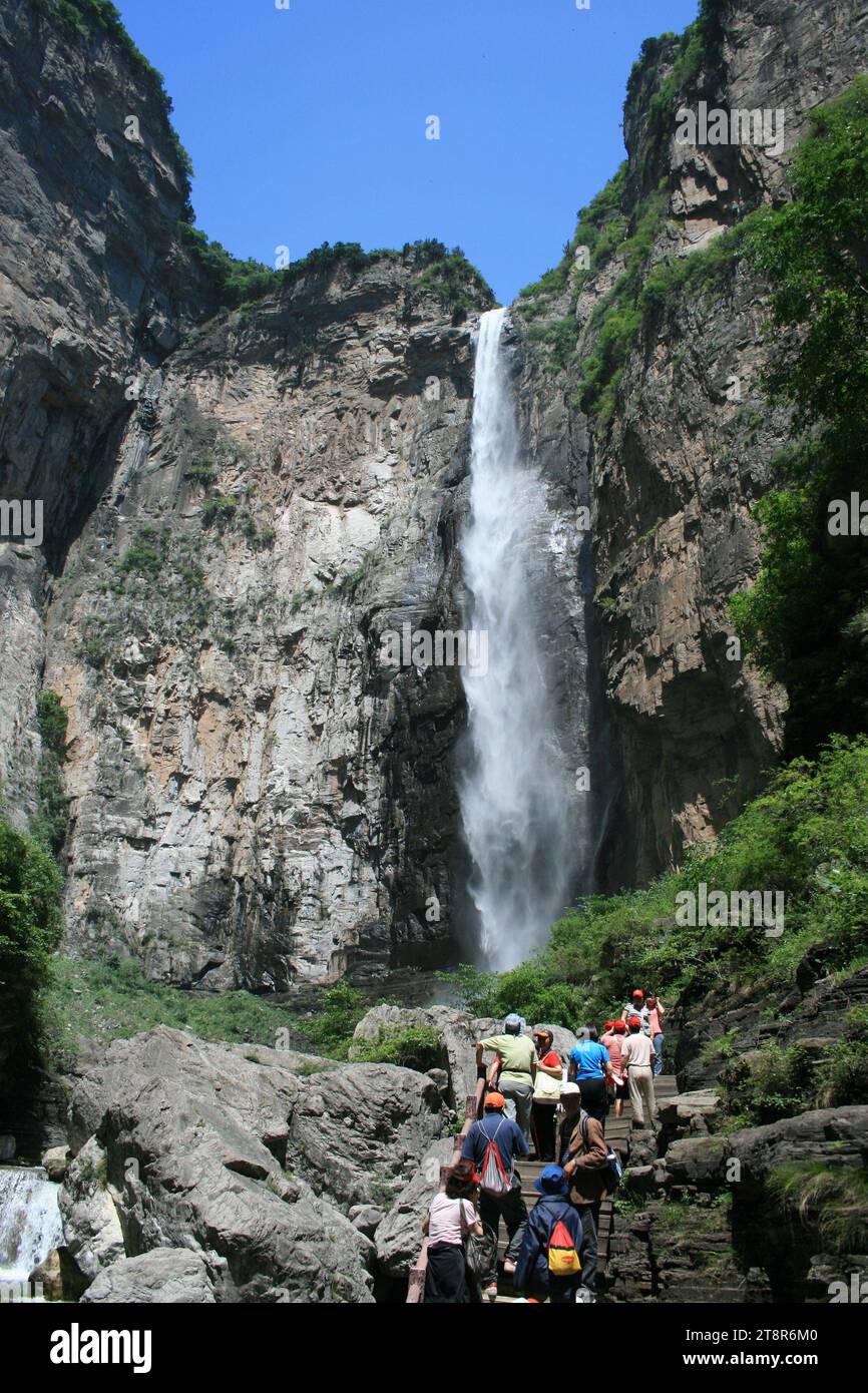 Yuntai shan national geopark hi-res stock photography and images - Alamy