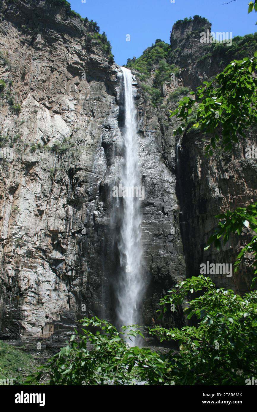 2009 yuntai shan waterfall hi-res stock photography and images - Alamy