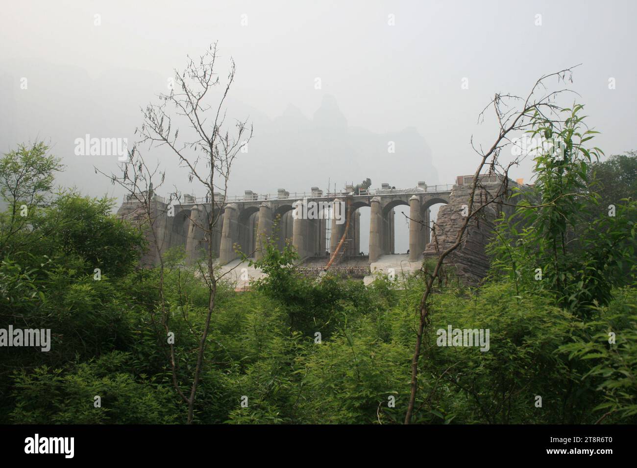 2009 yuntai shan waterfall hi-res stock photography and images - Alamy