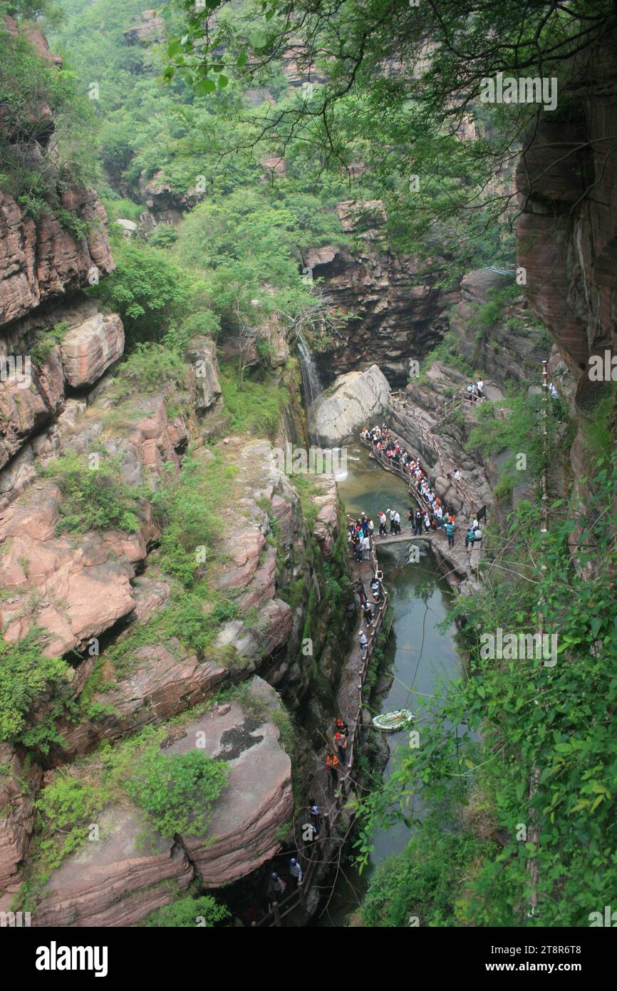 Yuntai Shan, Highest waterfall in Asia; national geopark, Henan ...