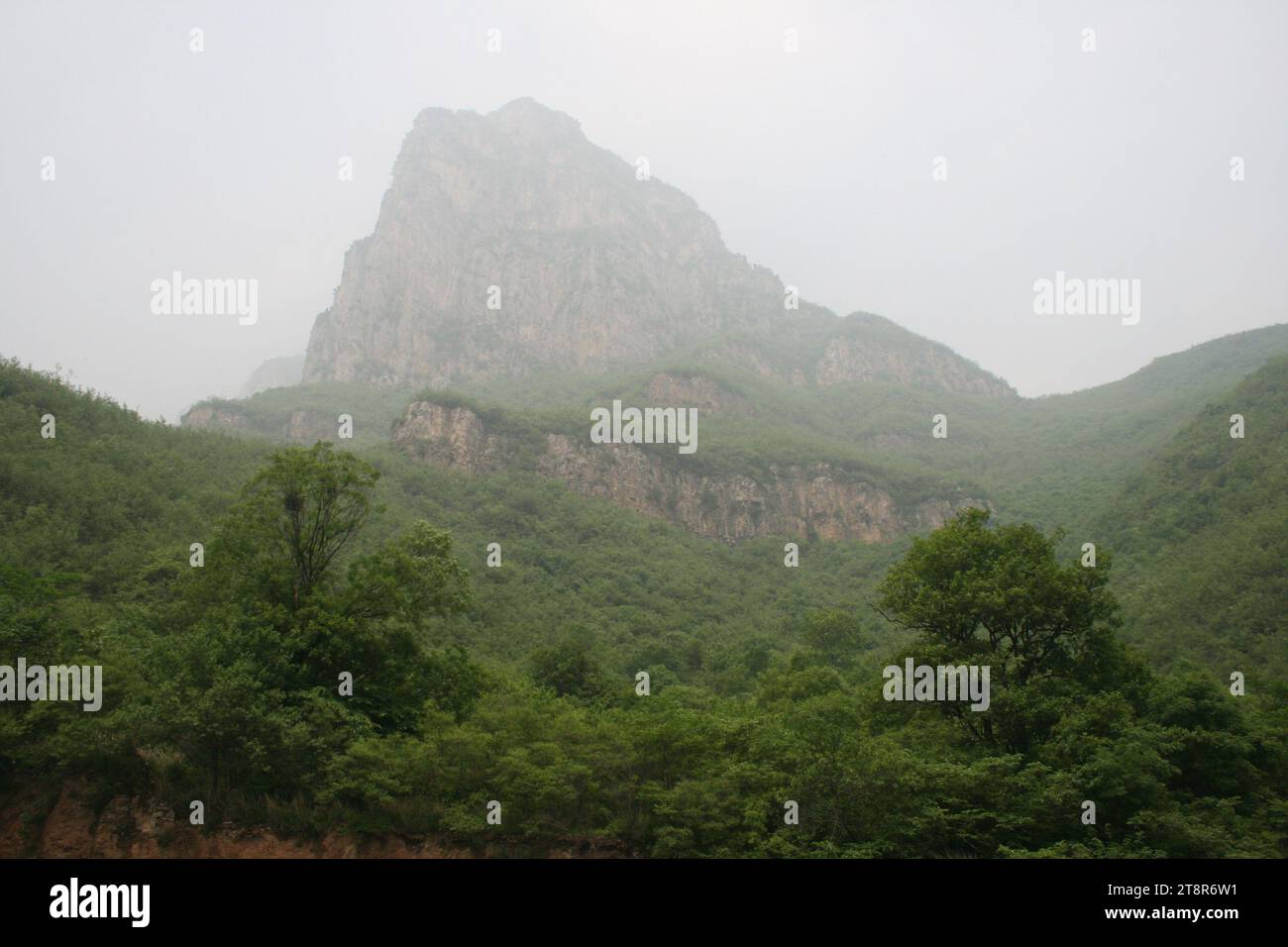 Yuntai Shan, Highest waterfall in Asia; national geopark, Henan ...