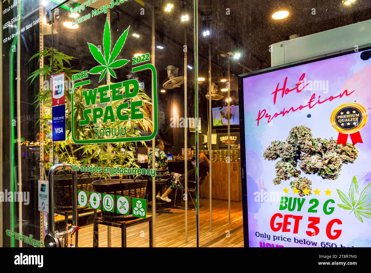 Cannabis shop logo hi-res stock photography and images - Alamy