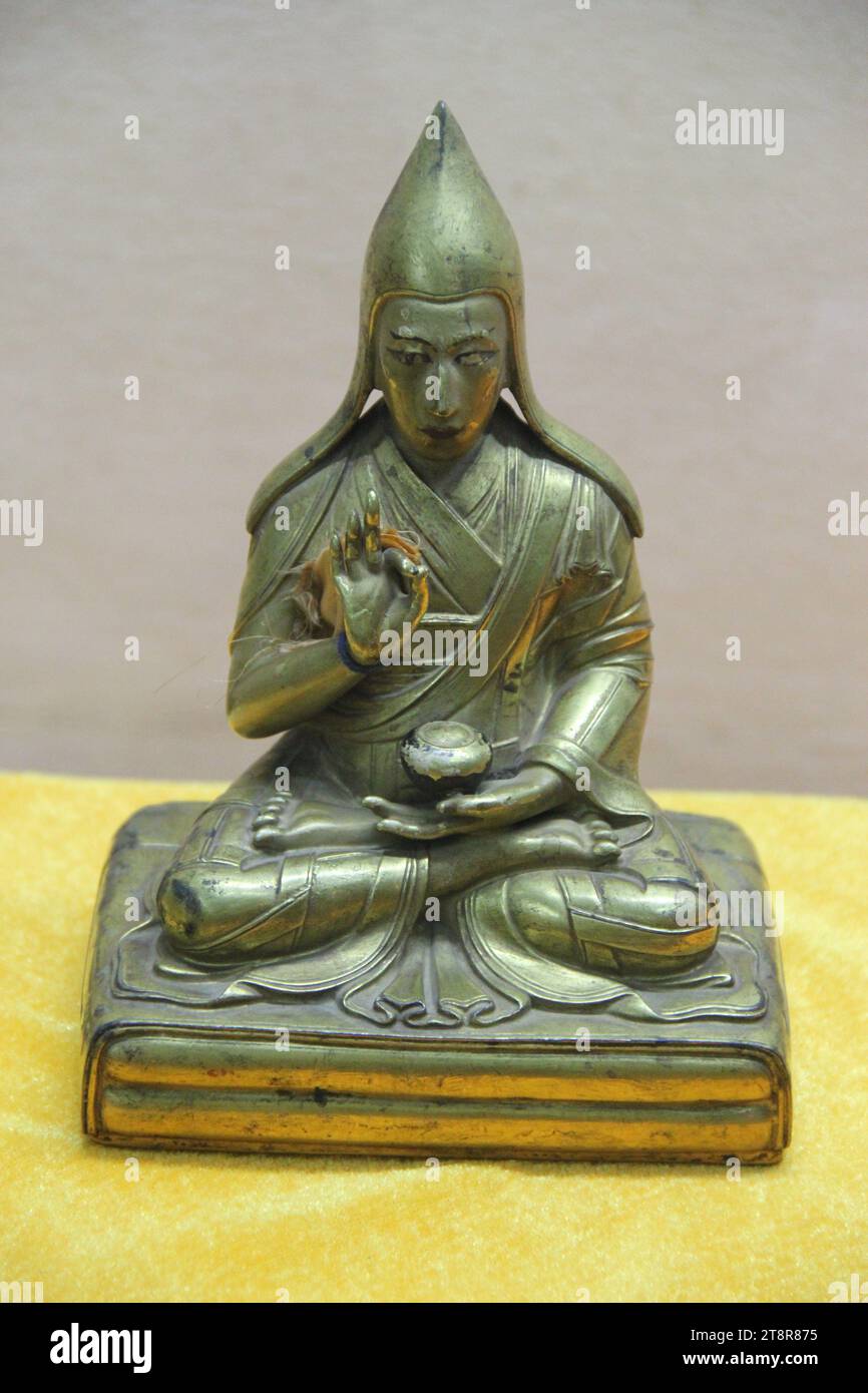 Gilt copper 4th panchen hi-res stock photography and images - Alamy