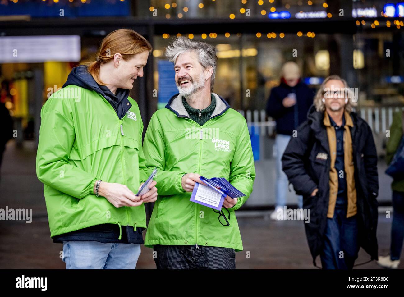 Samen flyer hi-res stock photography and images - Alamy