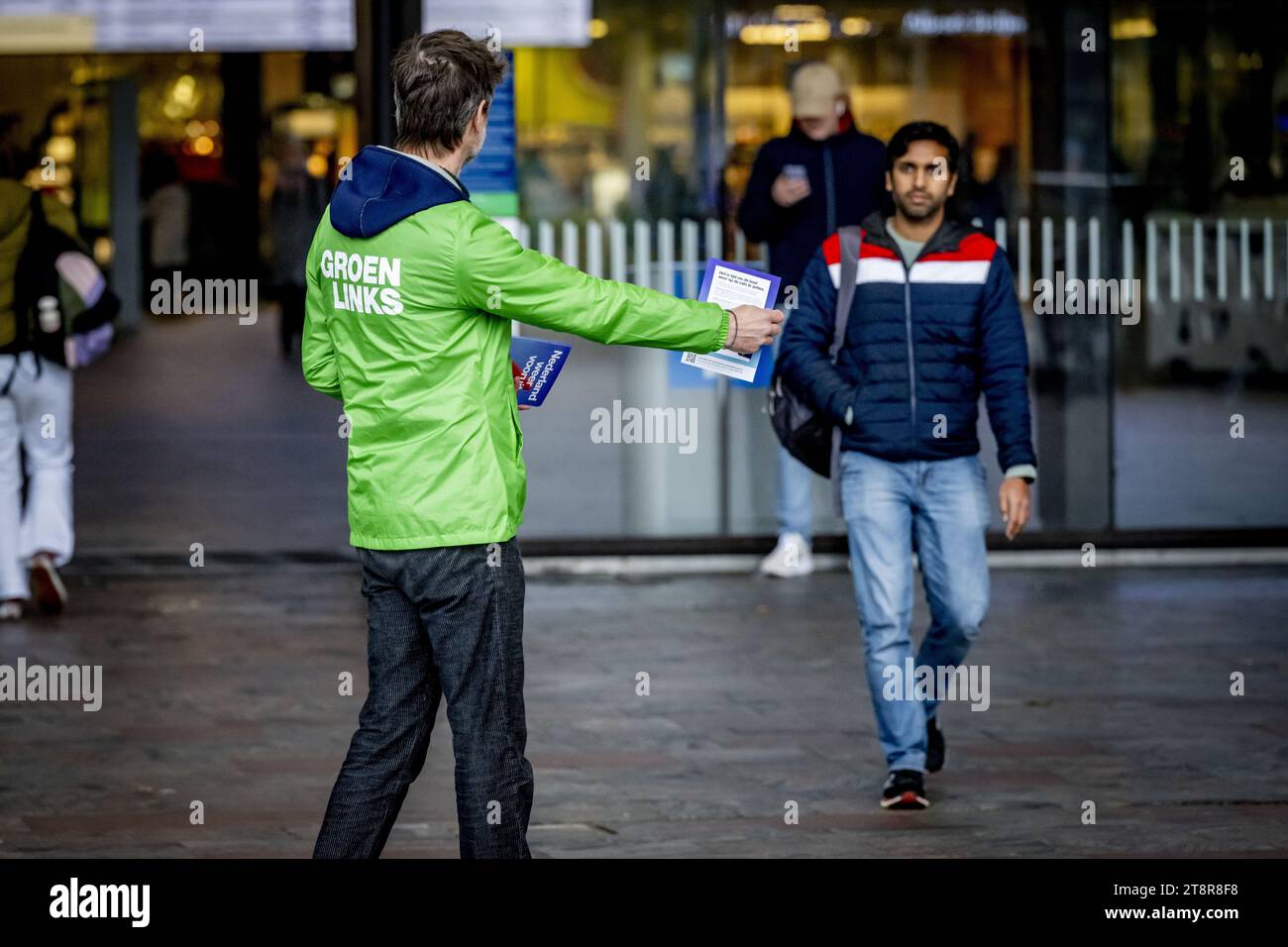 Samen flyer hi-res stock photography and images - Alamy