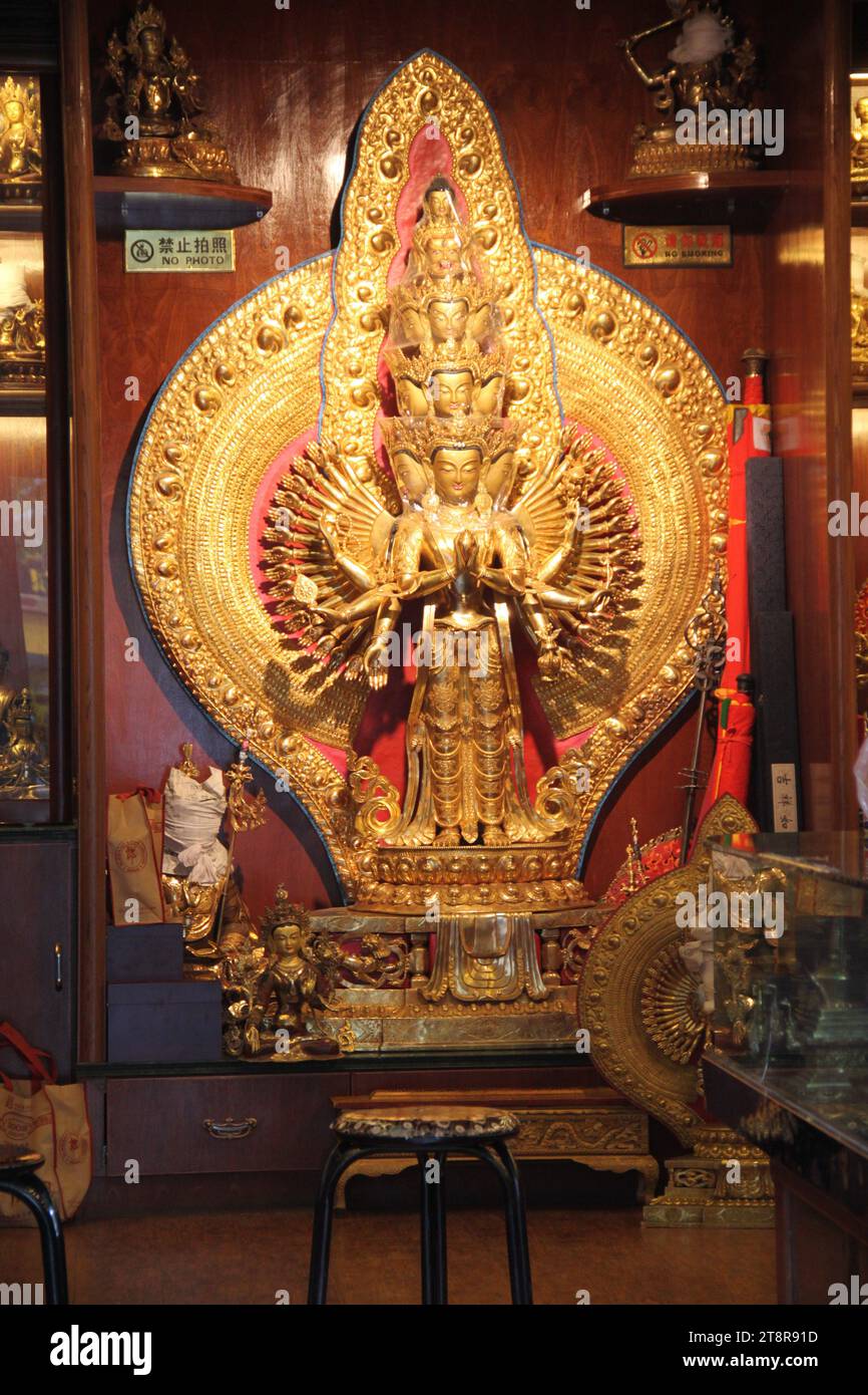 Tibetan Metalwork, Lhasa, Xizang Tibet Stock Photo - Alamy