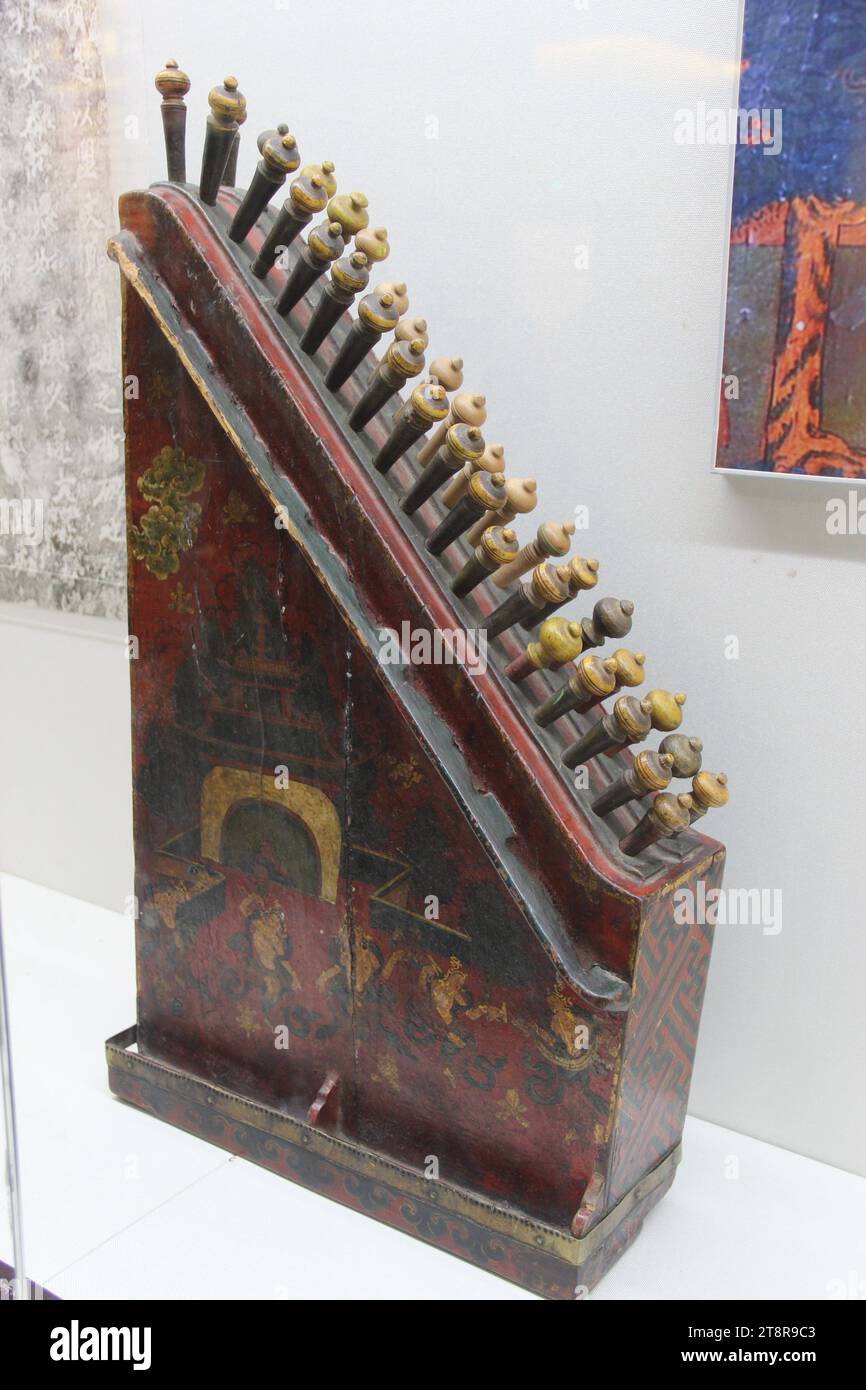 Tang harp hi-res stock photography and images - Alamy