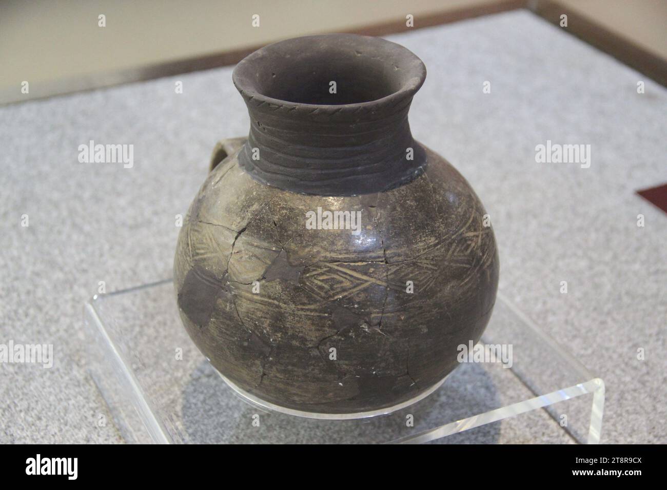 Late neolithic pottery jar hi-res stock photography and images - Alamy
