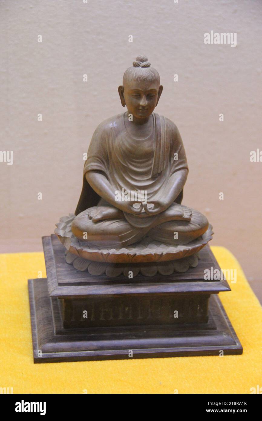Wood Sakyamuni, 18th-19th Century, Tibetan Buddhist Art Gallery, Tibet ...