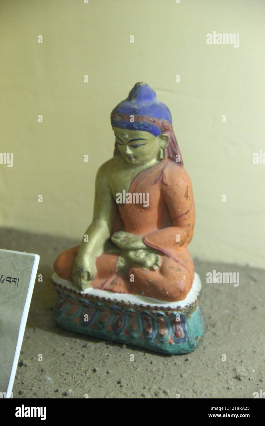 Clay Sakyamuni, 15th-16th Century, Tibetan Buddhist Art Gallery, Tibet ...