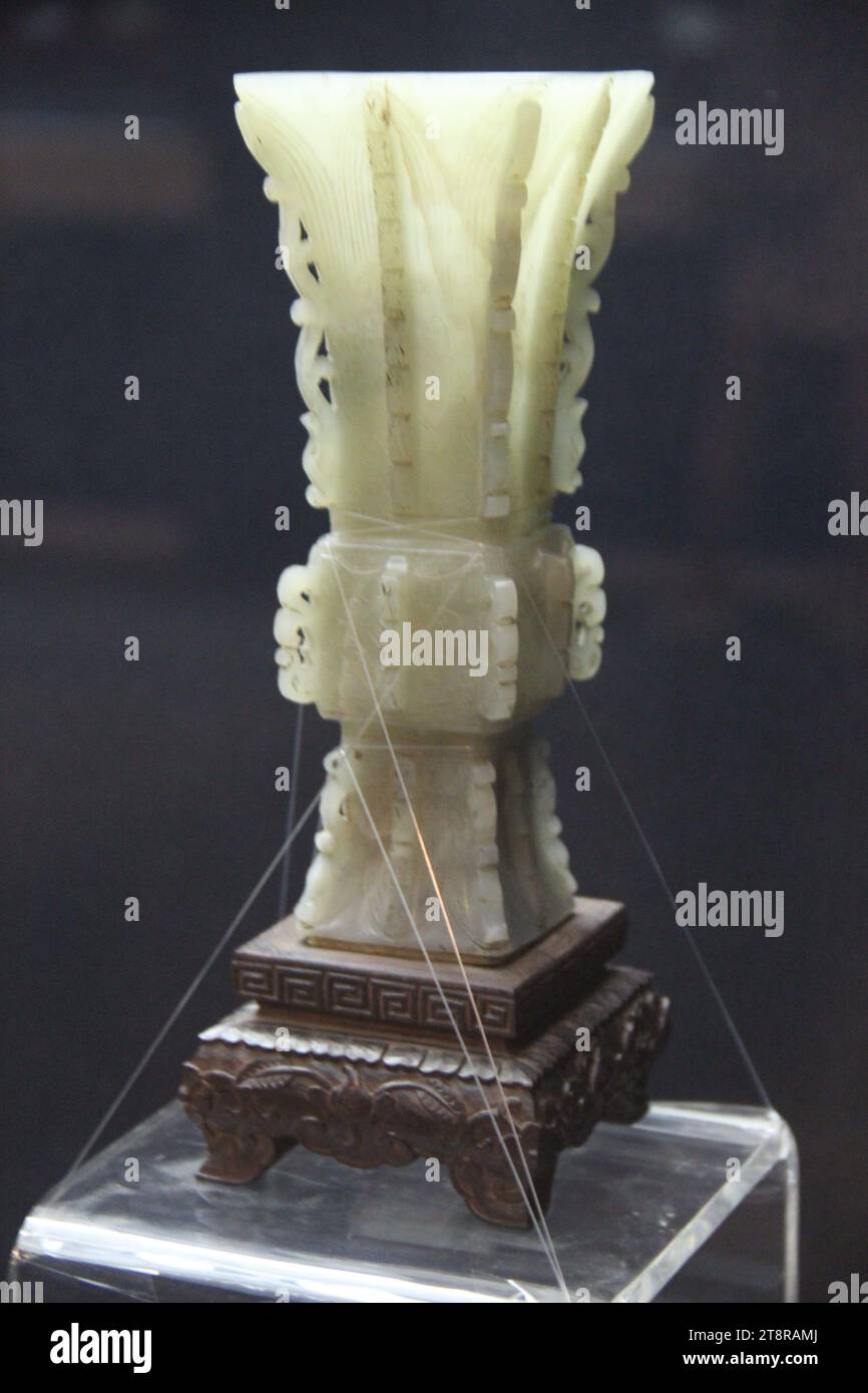 Qing Jade, Jade Gallery, Tibet Museum, Lhasa Stock Photo - Alamy