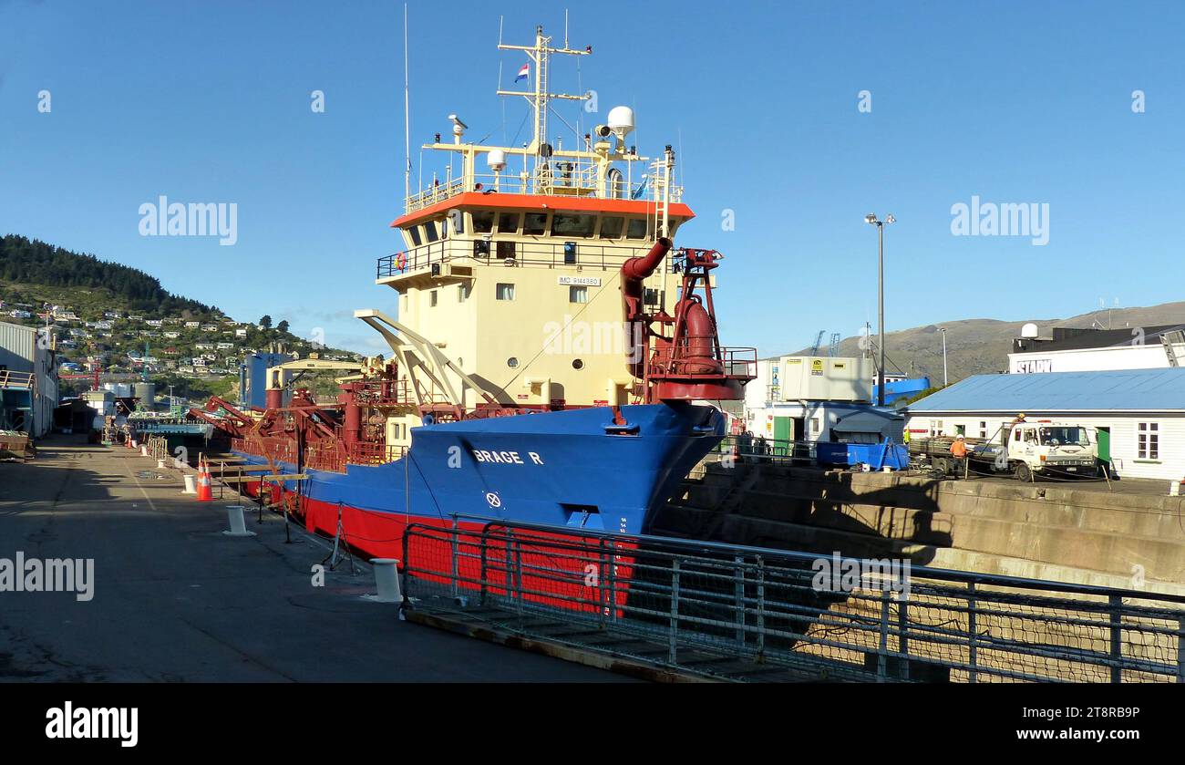 Brage r hopper dredger hi-res stock photography and images - Alamy