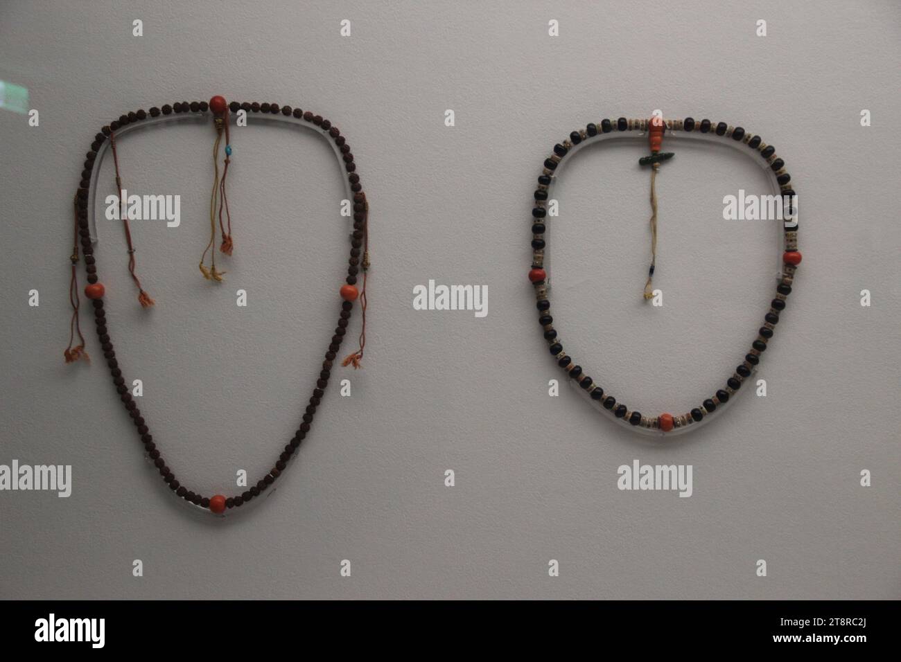 Tibetan Prayer Beads, Qing Nomads Exhibit, Palace Museum, Taipei ...