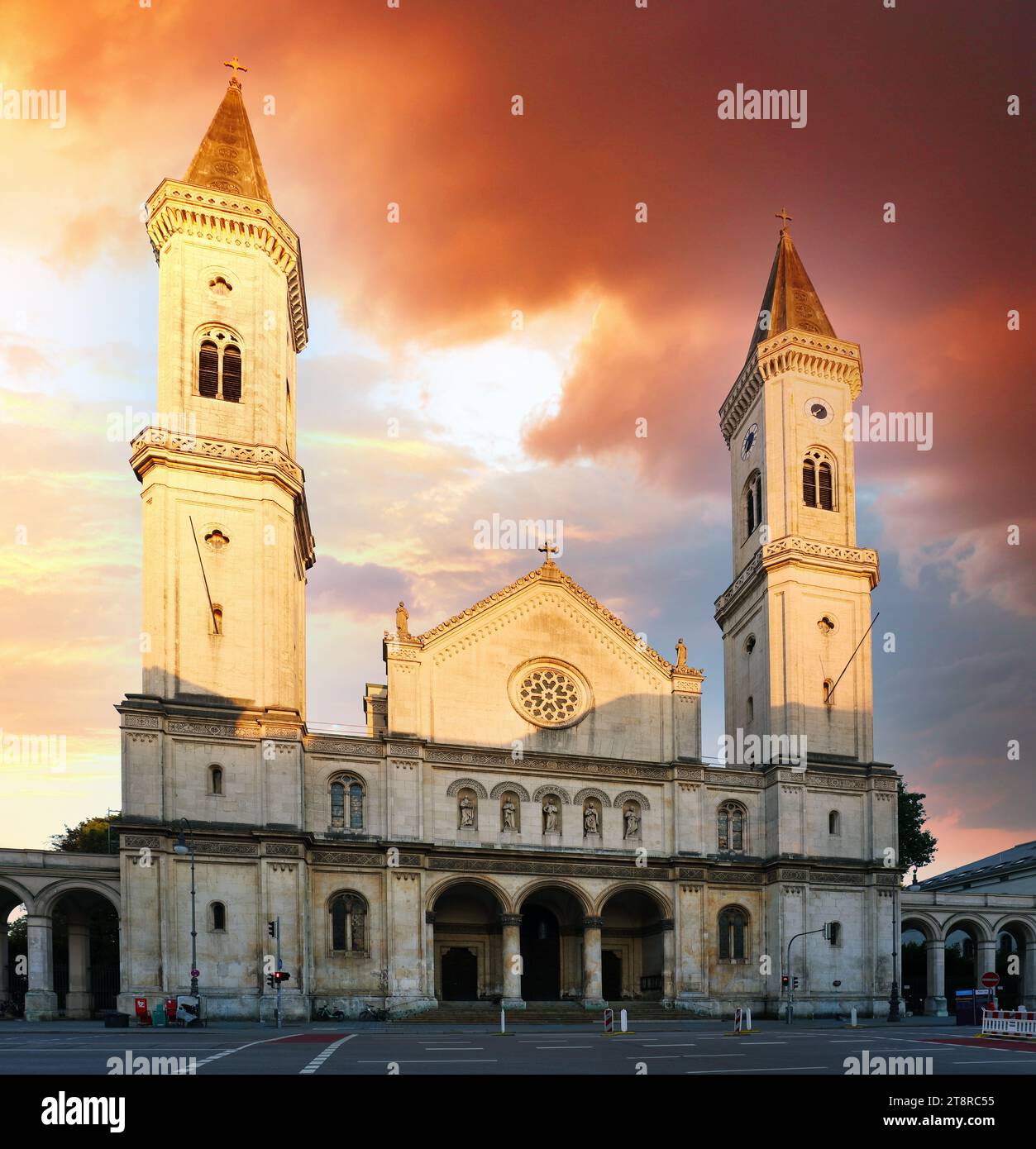 St ludwig kirche st hi-res stock photography and images - Alamy