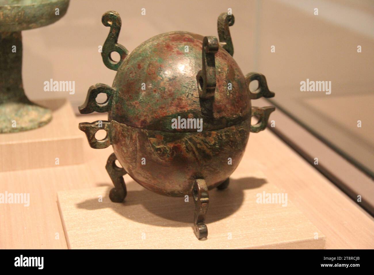 Bronze dui hi-res stock photography and images - Alamy