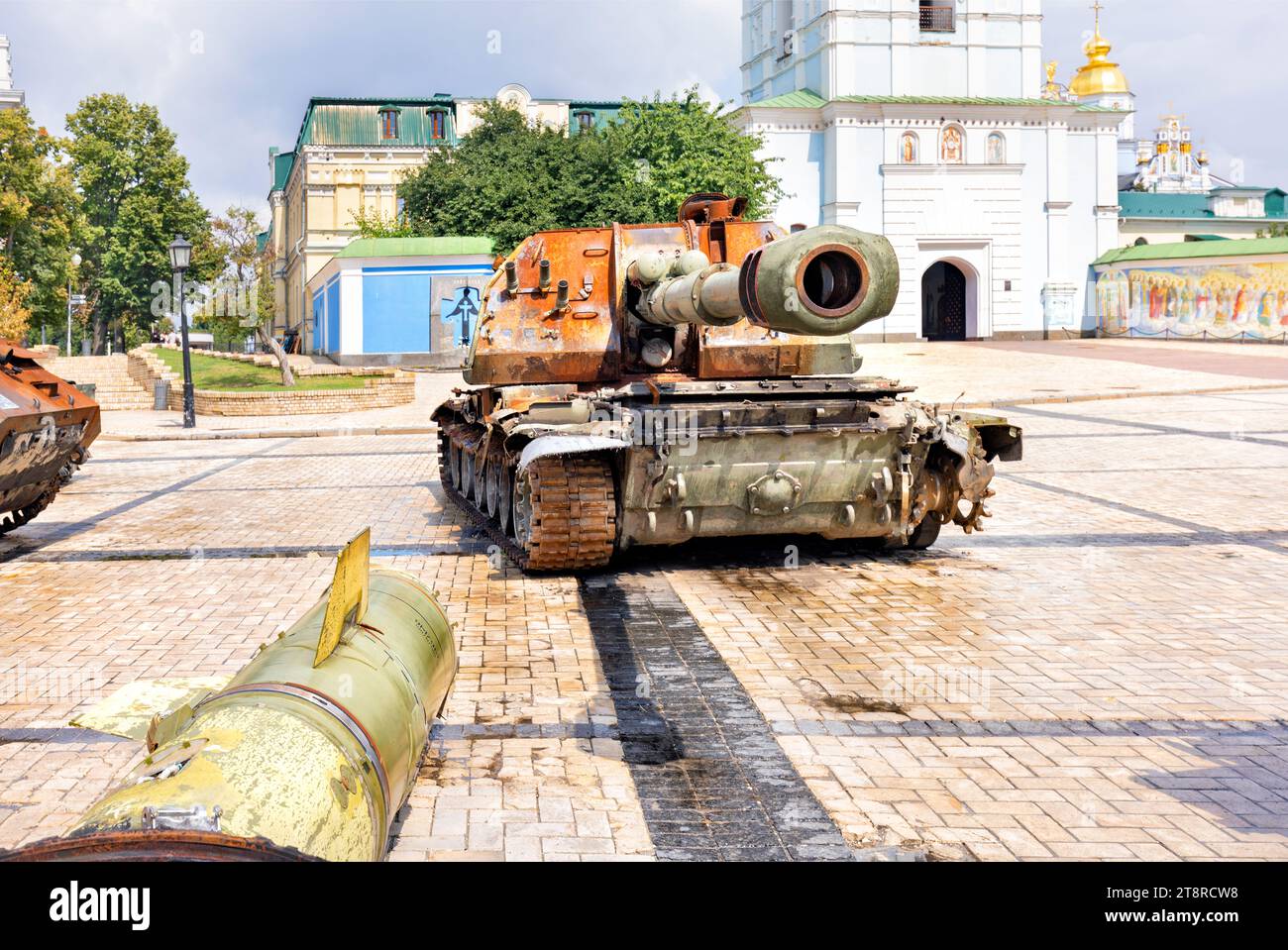 Demonstration of a burnt Russian military howitzer at the exhibition of ...