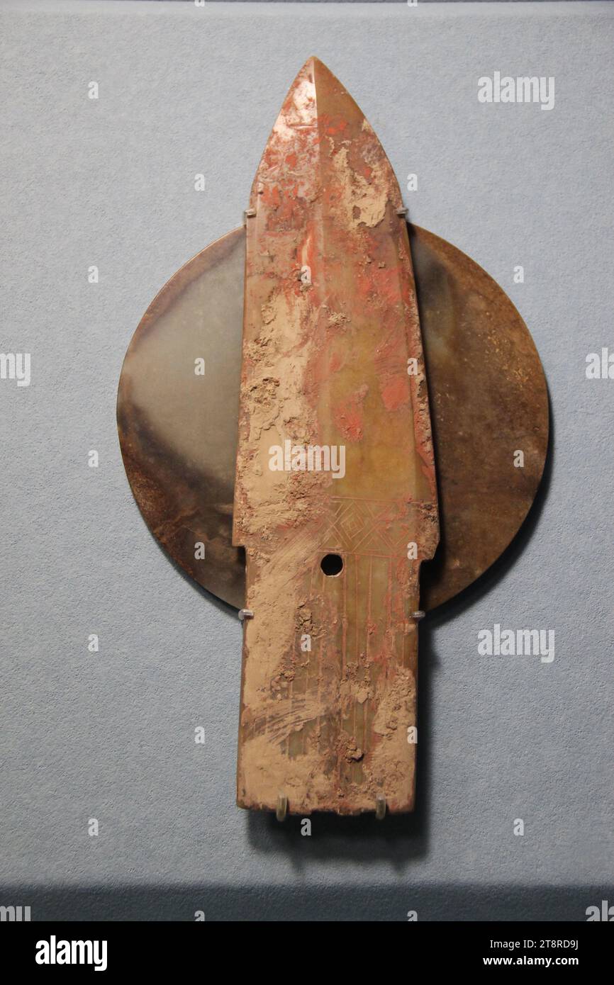Jade Ge Dagger-Axe, Late Shang, Jade gallery, Palace Museum, Taipei ...
