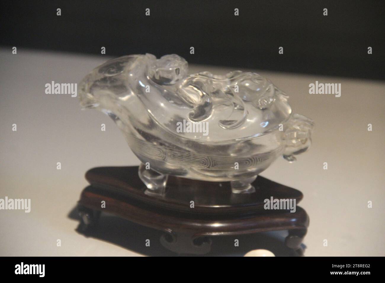 Qing Precious Objects of the Scholar's Study, Exhibit of Precious Crafts of Qing Court, Palace ...