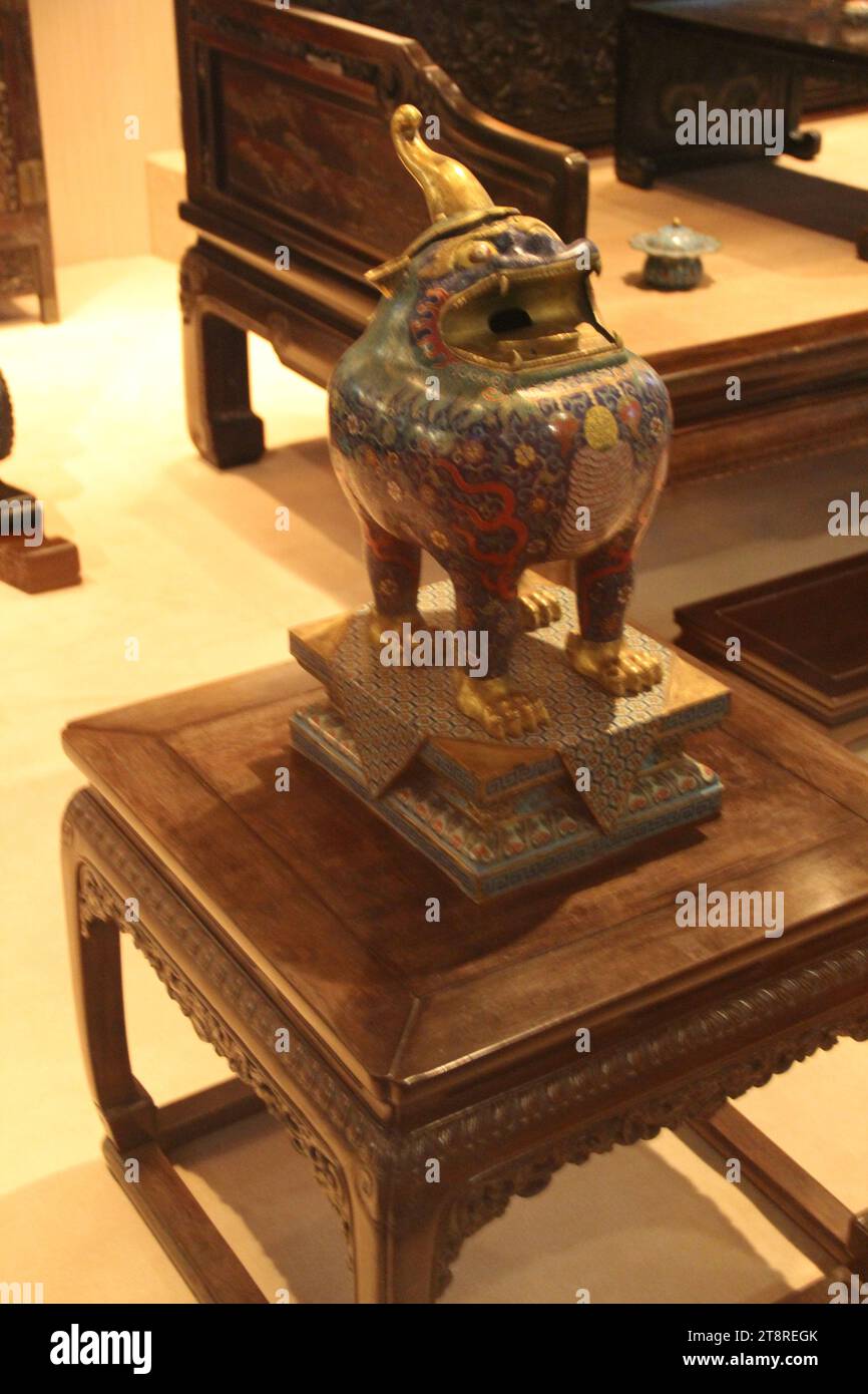 Furniture of Qing Prince Gong (Kung), Exhibit of Qing furniture ...