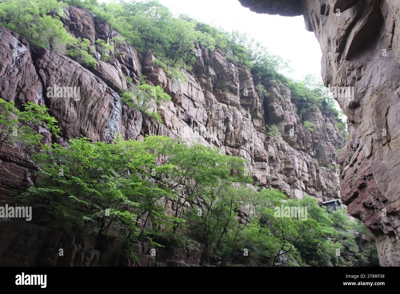 Yuntai shan national geopark hi-res stock photography and images - Alamy